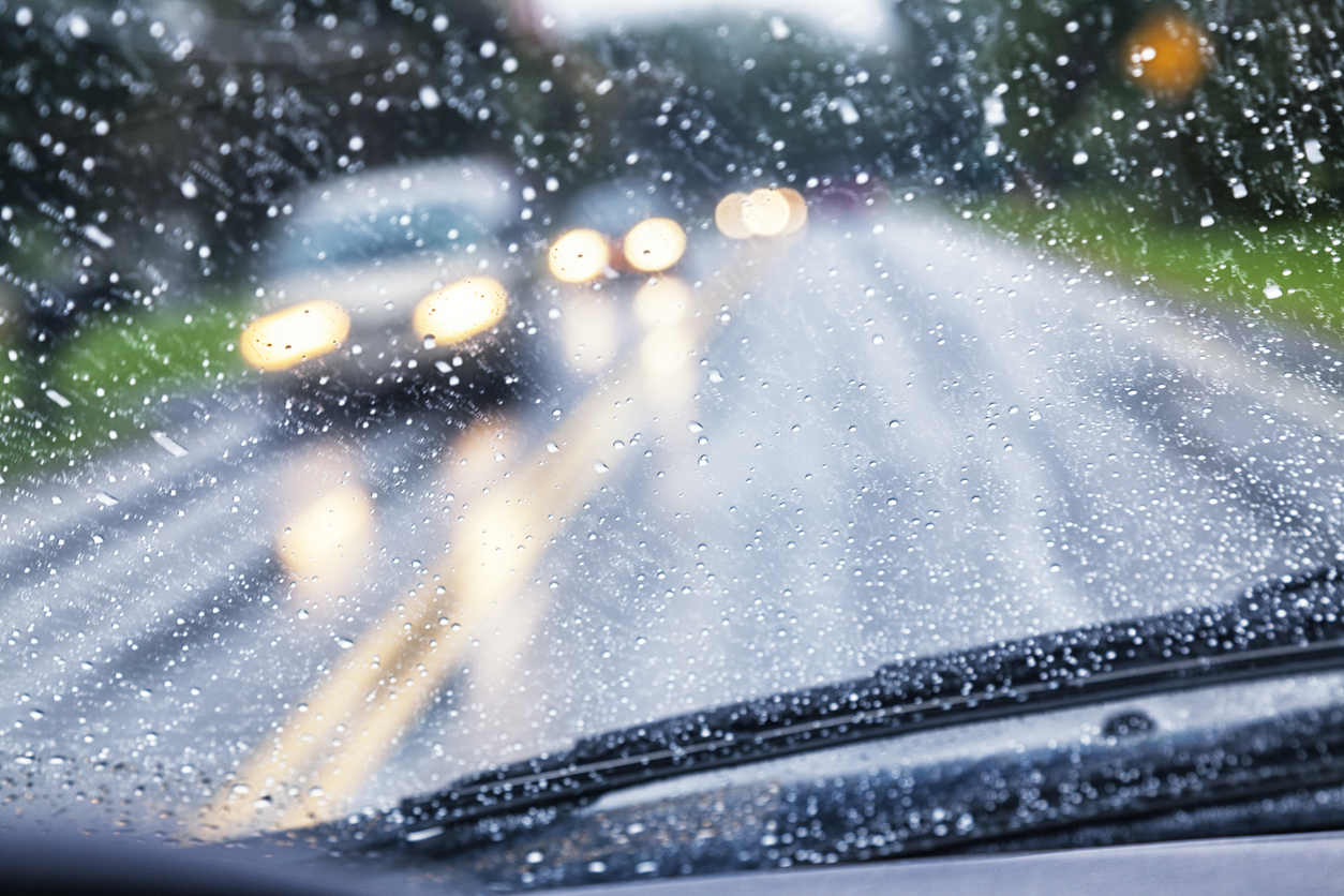 Spring Driving Tips: Navigating Rain & Wet Road Conditions